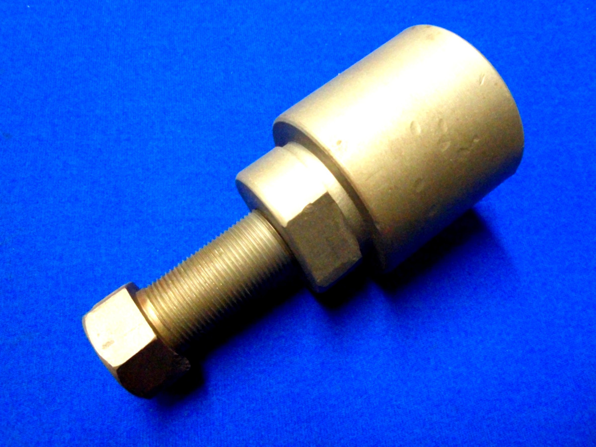 Abzieher 50 x 2 mm Innengewinde Oldtimer Radnabe neuwertig (28848 ...